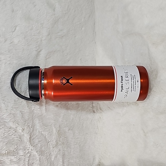 Hydro Flask | Kitchen | Hydro Flask Trail Series Lightweight Bottle ...